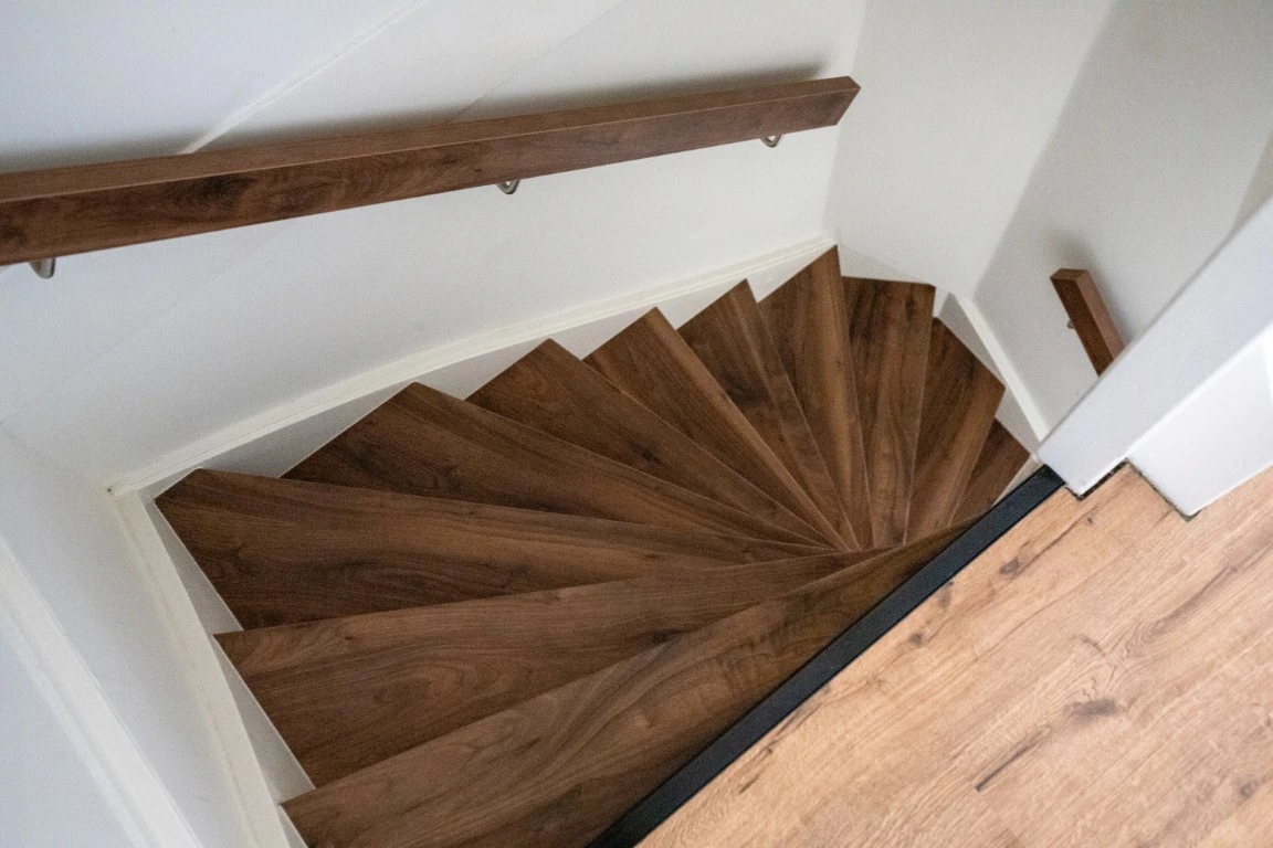Houten trapleuning - Next Step Traprenovatie